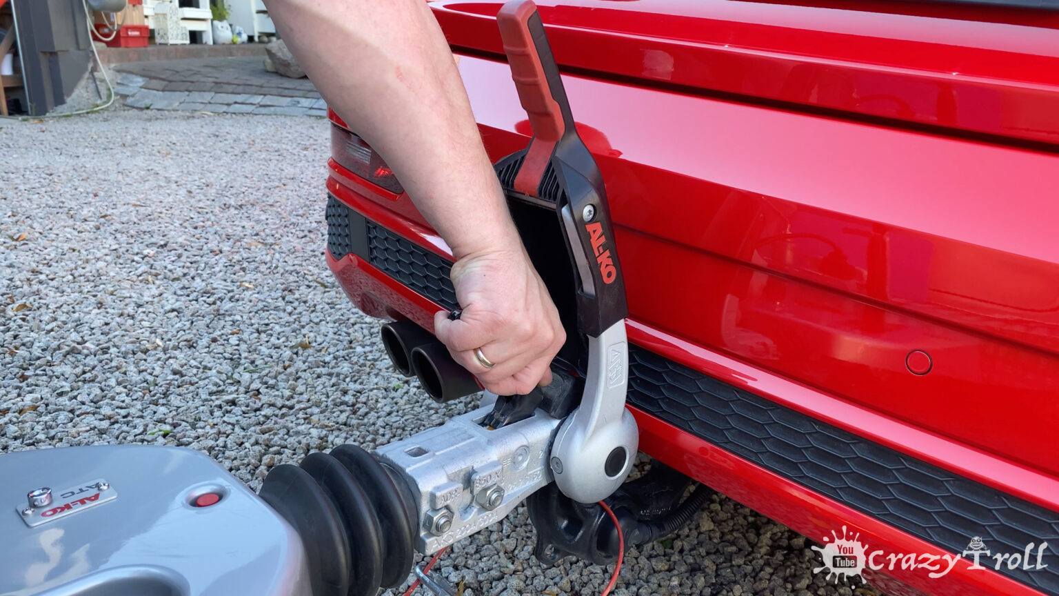 Ultimate Guide about Trailer Hitch Lock - How they work and which to pick!